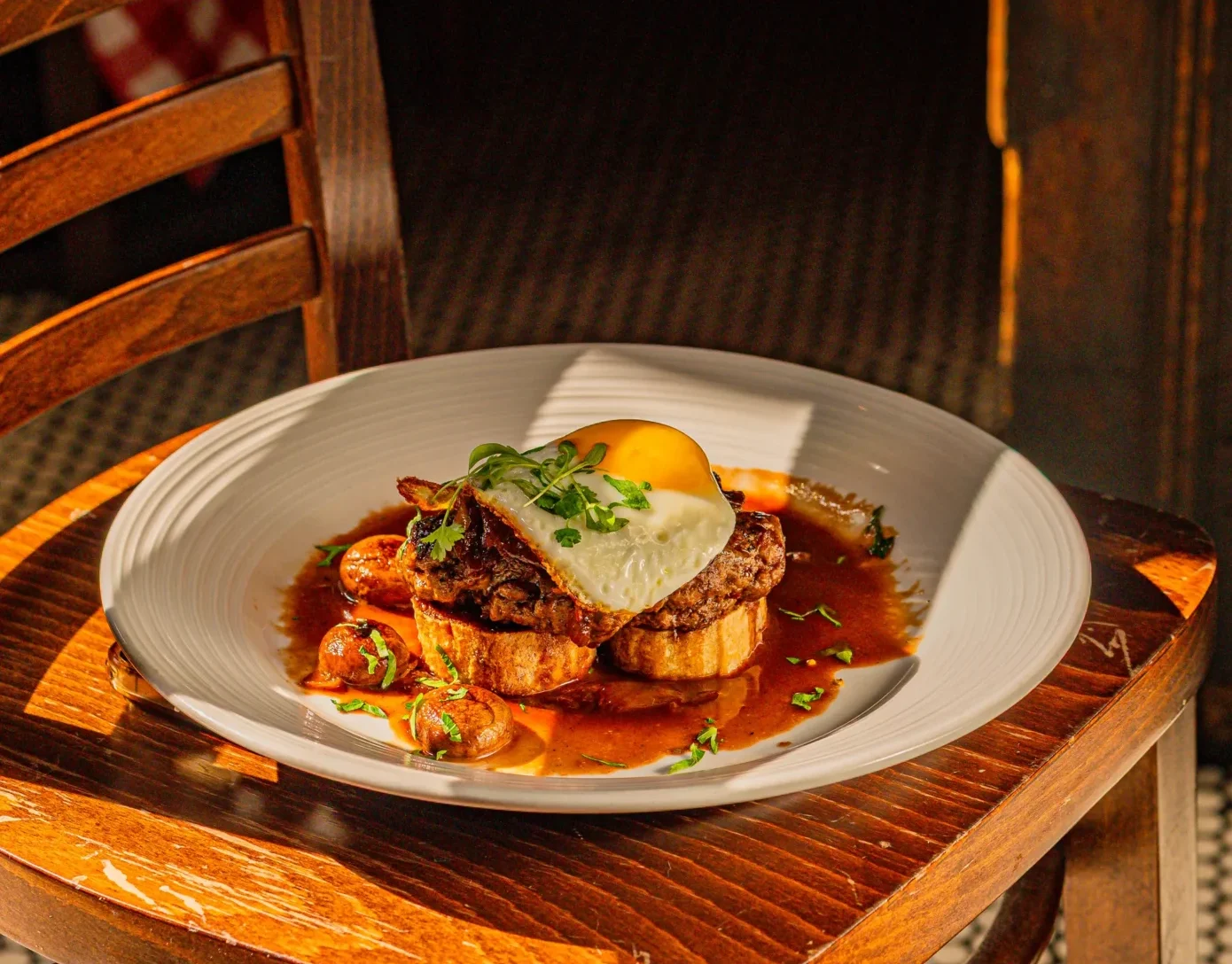 Winter in New York | Cozy Dining at P.J. Clarke’s